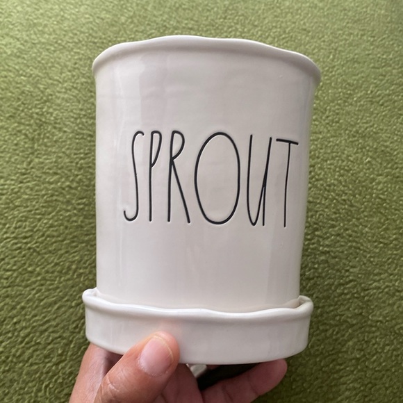 Rae Dunn | Other | Rae Dunn Sprout Planter Flower Pot Ceramic Home ...
